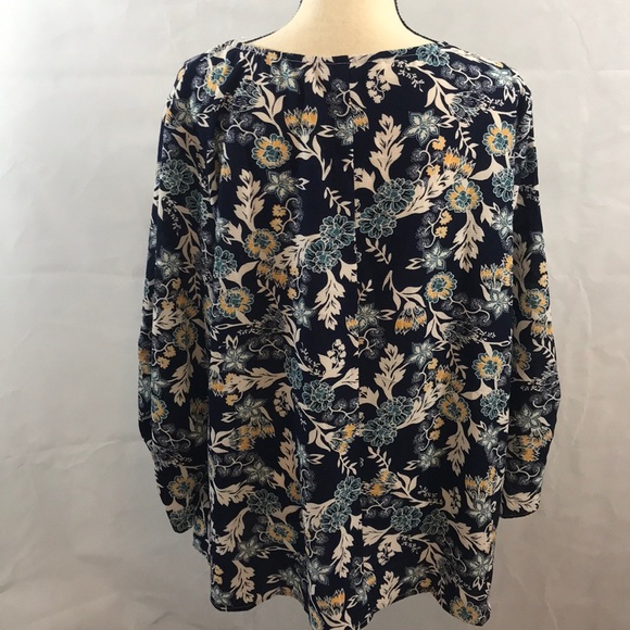 NY Collection | Tops | Nwt Womens Blouse With Removable Necklace | Poshmark